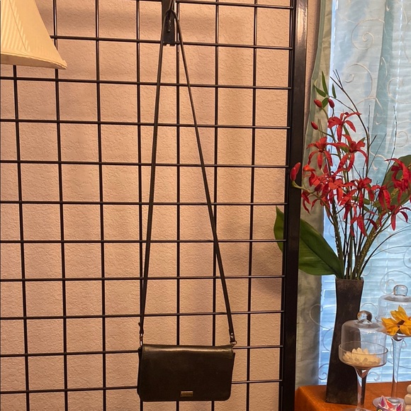 Perlina | Bags | Perlina New York Crossbody Elegant Black Crossbody Bag ...